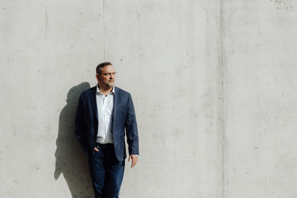 Jeremy Wilhelm - JJW Project Solutions Vienna, Austria